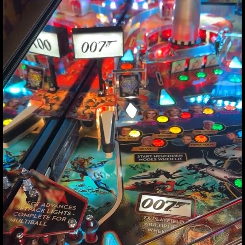 James Bond Pinball Illuminated Interactive Multiplier Sign – Lermods ...
