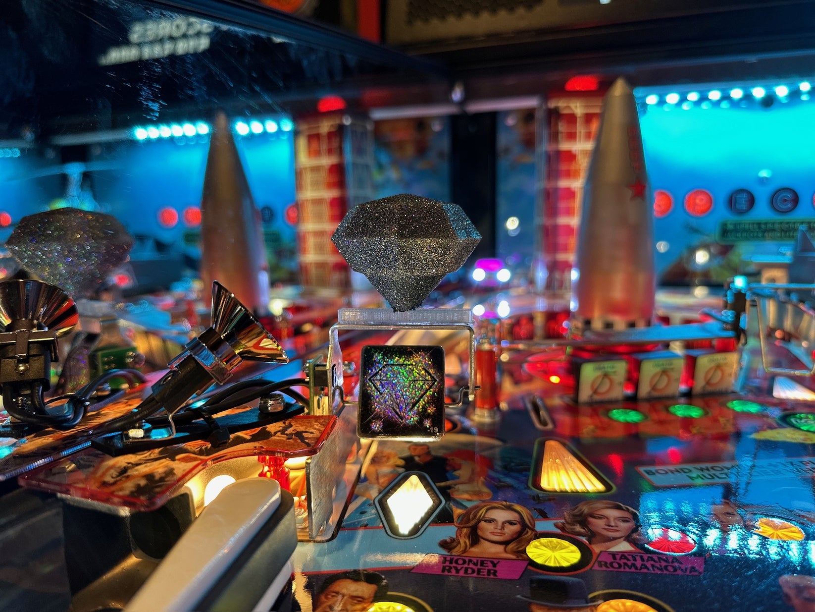 James Bond Pinball Spinner Diamond – Lermods Pinball Machine Company