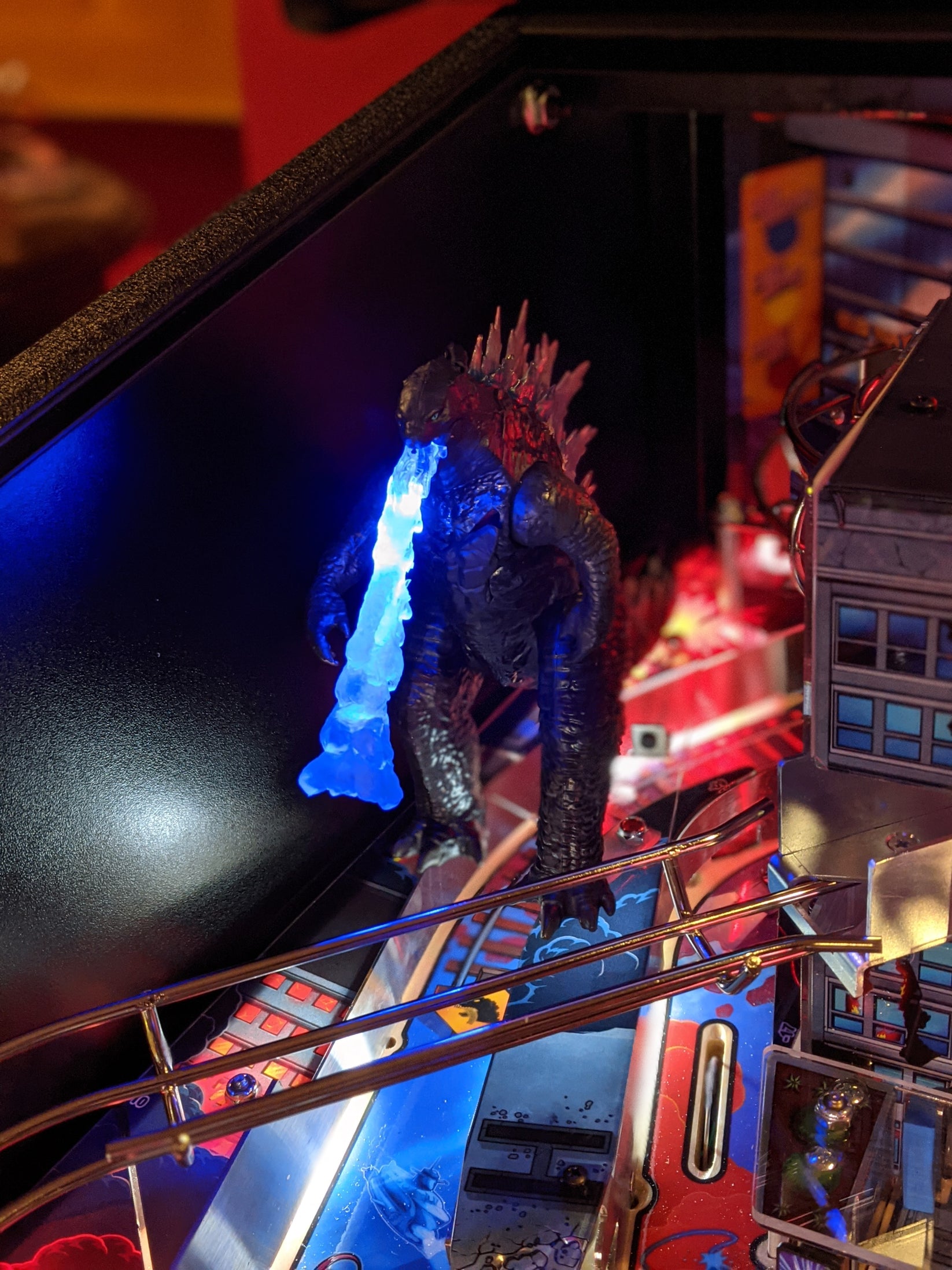 Godzilla Pinball Interactive Fire-Breathing Godzilla – Lermods Pinball ...