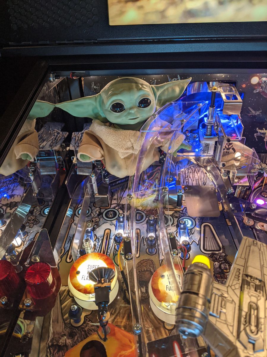 Animated Interactive Grogu – Lermods Pinball Machine Company